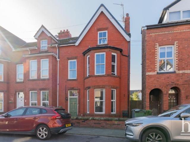 apartment for rent in Church Road, CH48 0RP