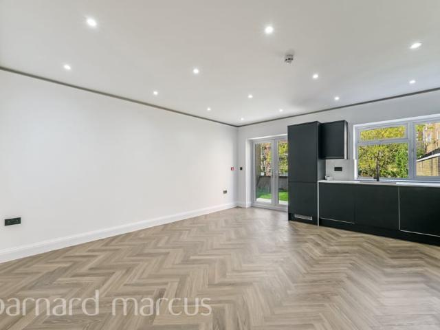 apartment for rent in Church Road, London, London