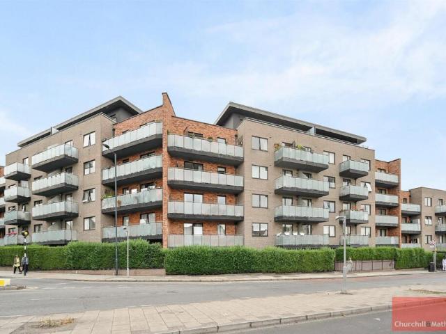 apartment for rent in Church Road, NW10 9BA