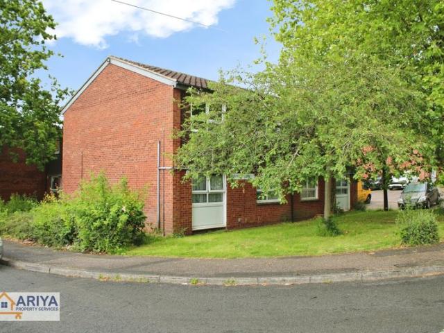 apartment for rent in Champion Close, Rowlatts Hill, Leicester LE5