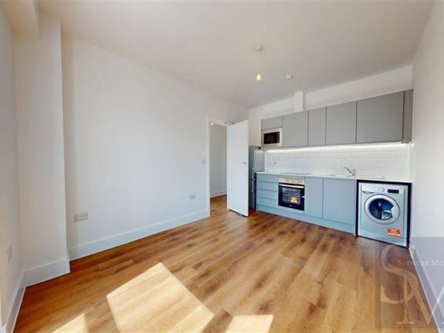 apartment for rent in Chantal House, 13 17 High Beech Road, Loughton, IG10