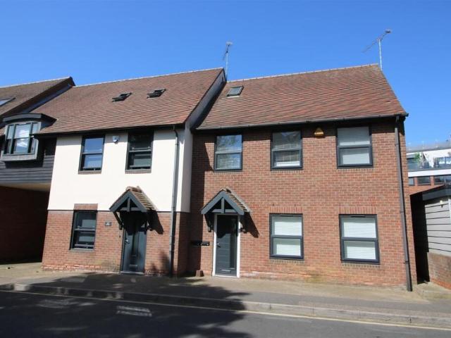 apartment for rent in Chapel Street, CM12 9LU