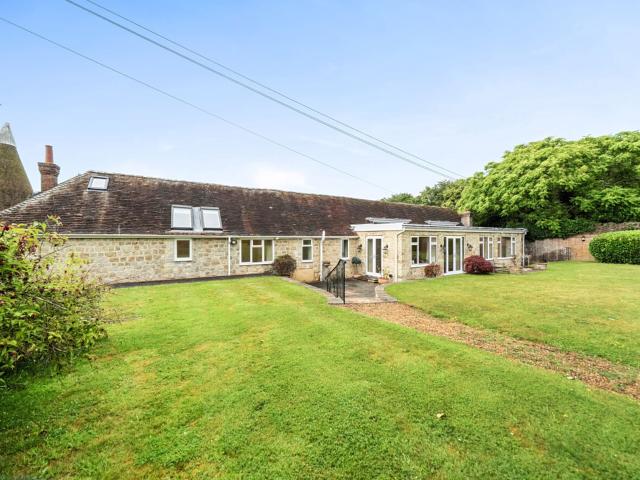 apartment for rent in Chart Sutton