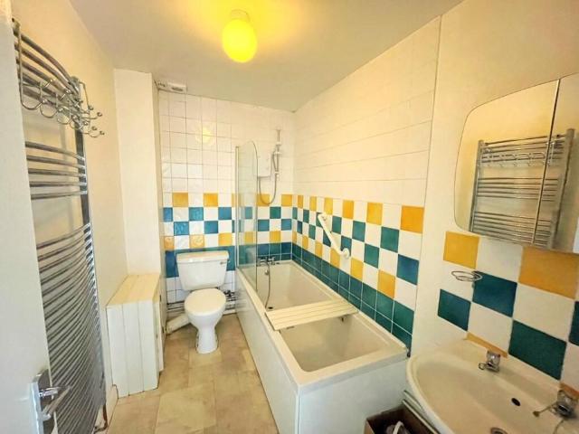 apartment for rent in Chickerell Road, DT4 8HX