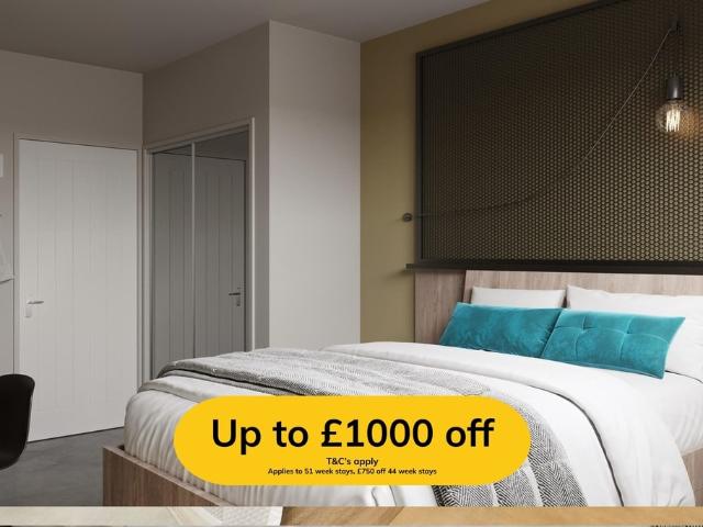 Room to rent on Childers Street, London