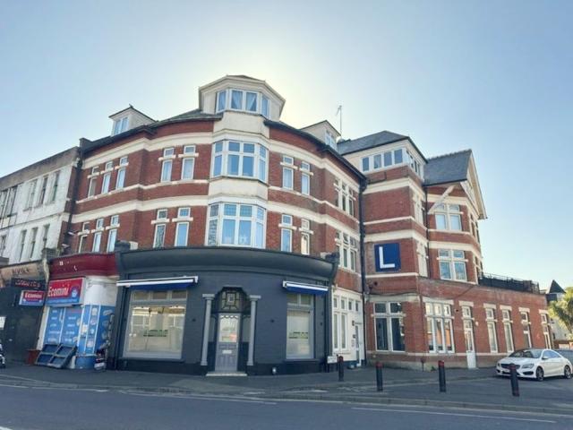 Apartment for rent in Christchurch Road, Bournemouth