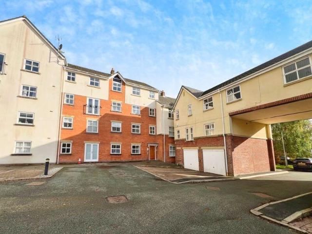 apartment for rent in Clarendon Gardens, BL7 9GX