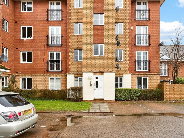 apartment for rent in Claymore Place, Cardiff Bay