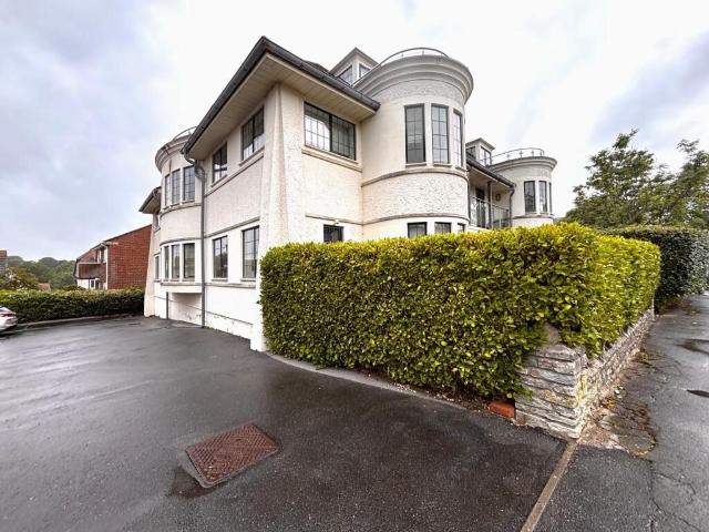 apartment for rent in Cliff Avenue, BH19 1LX