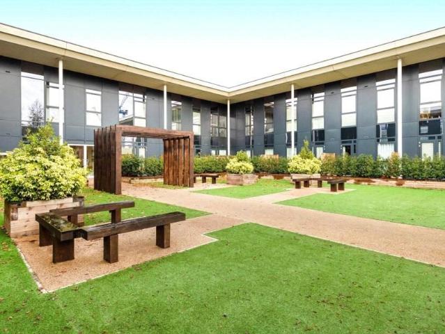 apartment for rent in Clivemont Road, SL6 7DY
