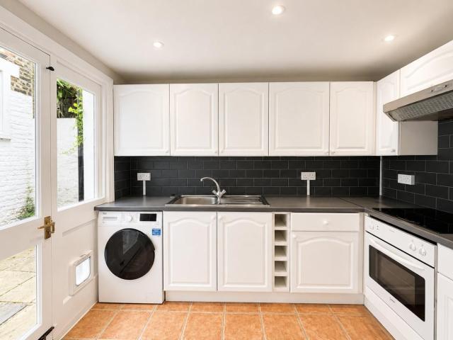 apartment for rent in Crystal Palace, London, SE19 Woodland Road