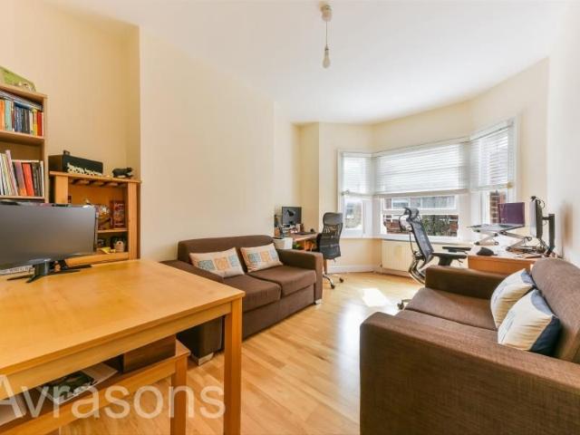 apartment for rent in Crewdson Road, SW9 0LJ