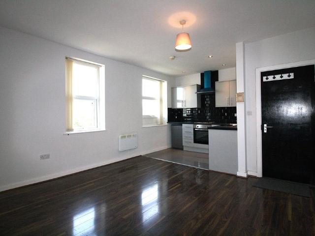 apartment for rent in Cricket Inn Road, Sheffield, S2 5AT