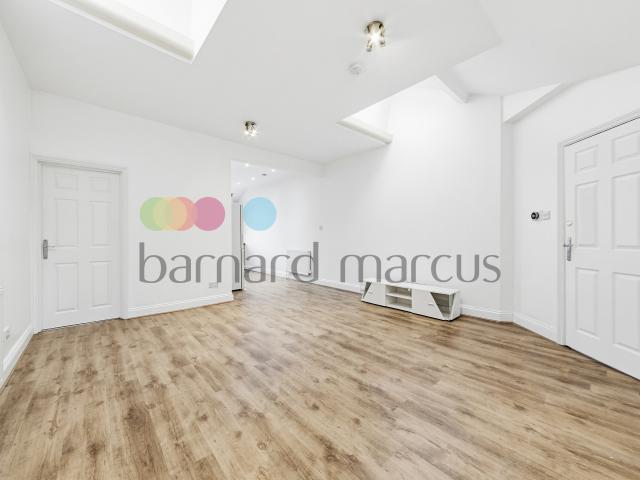 apartment for rent in Croham Road, South croydon, South croydon