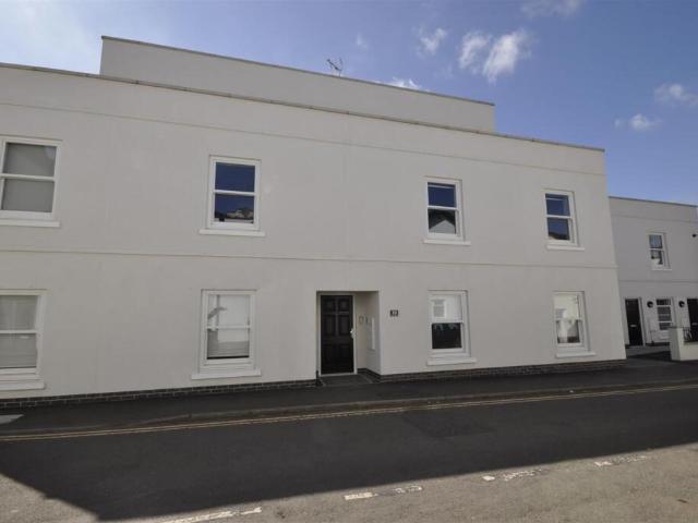 apartment for rent in Cross Street, CV32 4PX