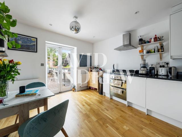 apartment for rent in Crouch Hill, London, N4