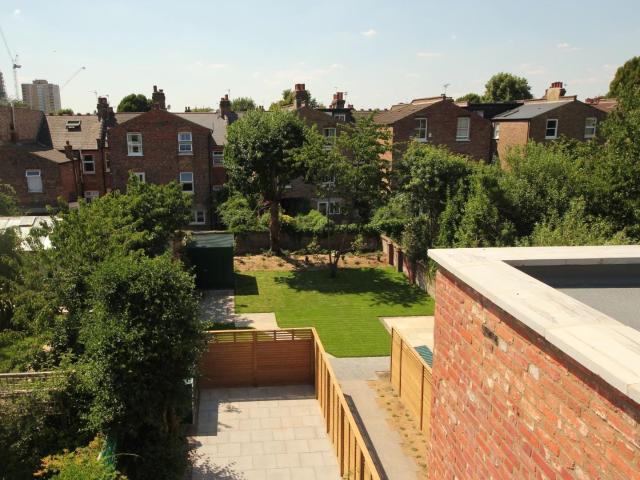 apartment for rent in Cumberland Park,W3