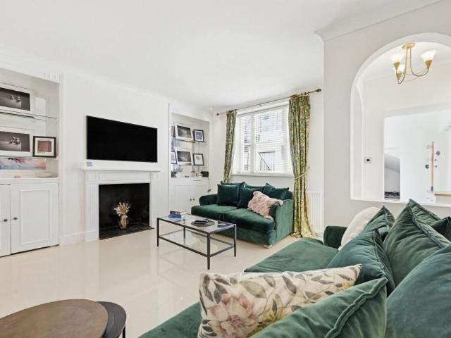 apartment for rent in Cumberland Street, SW1V 4LY