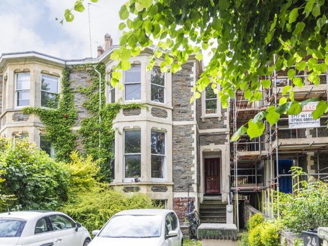Apartment for rent in Abbotsford Road, Redland united kingdom