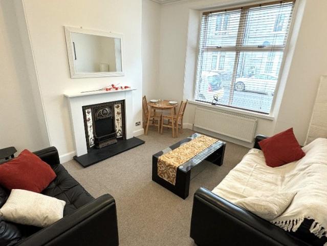 apartment for rent in Aberdeen, City Centre, AB11 6XS