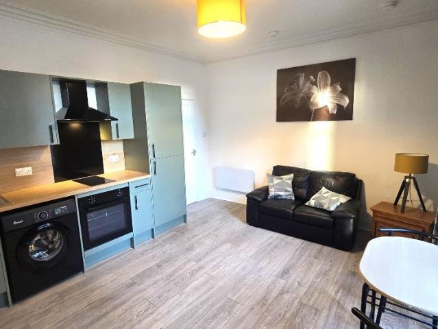 apartment for rent in Aberdeen, Rosemount, AB25 1SB