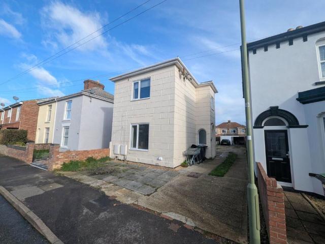 apartment for rent in Alver Road, PO12 1QP