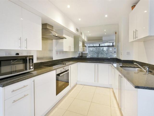 apartment for rent in Albert Embankment, SE1 7XL
