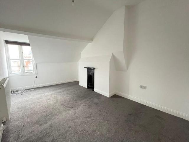 apartment for rent in Albert Road, BH1 1BZ