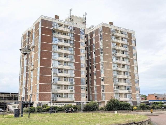 apartment for rent in Albert Road, PR9 0HE