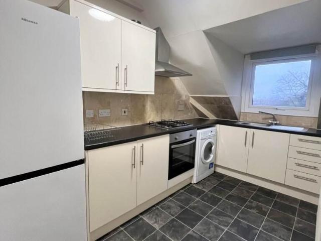 apartment for rent in Aldrington Road, SW16 1TH