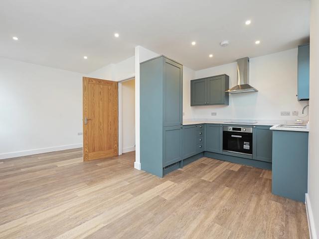apartment for rent in Alexandra Road, Farnborough, Farnborough, GU14