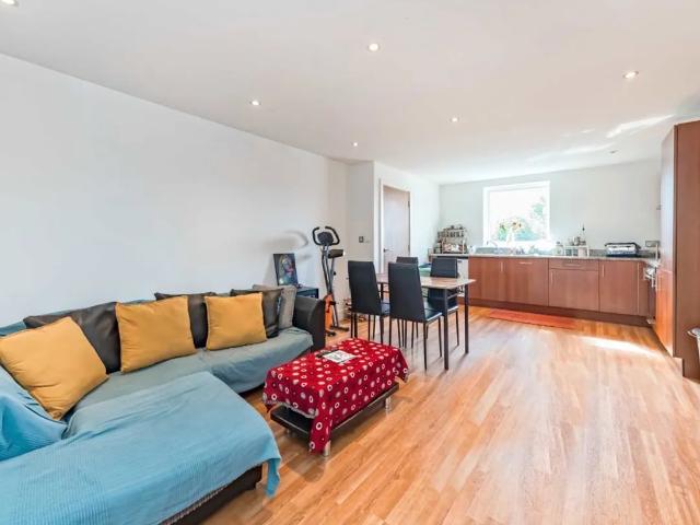 apartment for rent in Alscot Road, London, SE1 3AY