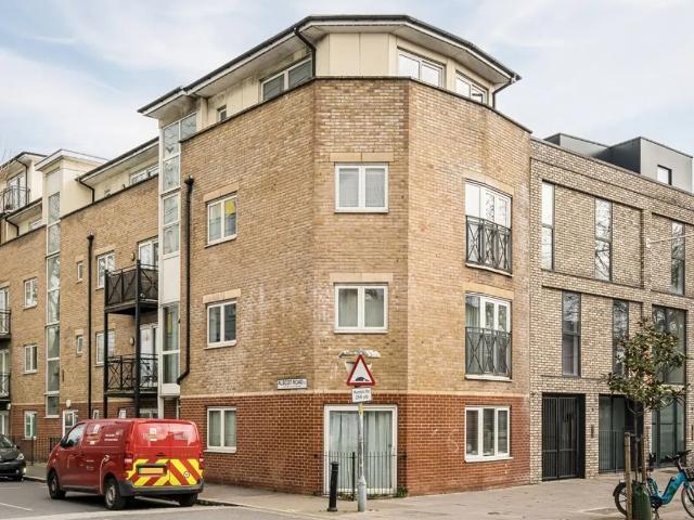 apartment for rent in Alscot Road, London, SE1 3BF