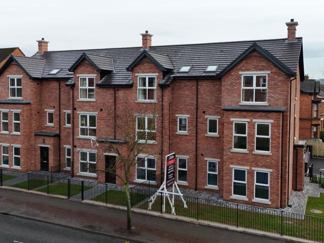 apartment for rent in Apt A, 370 372 Ormeau Road, Belfast, BT7 3HW