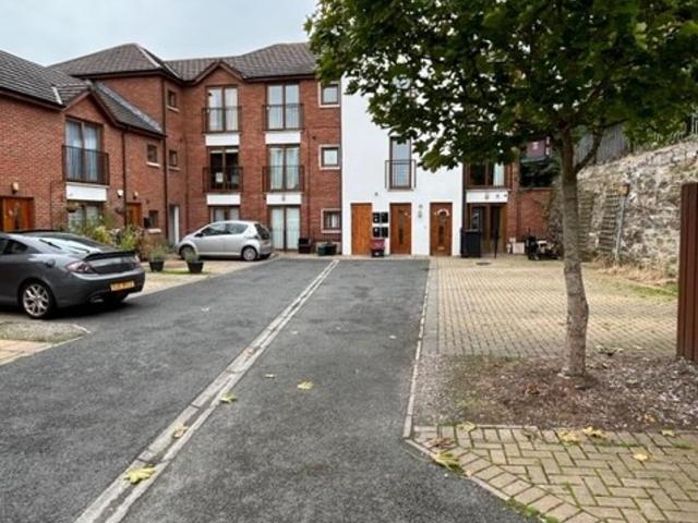 apartment for rent in Apt 3, 26 Wynford St, Bloomfield, Belfast, BT5 5DD