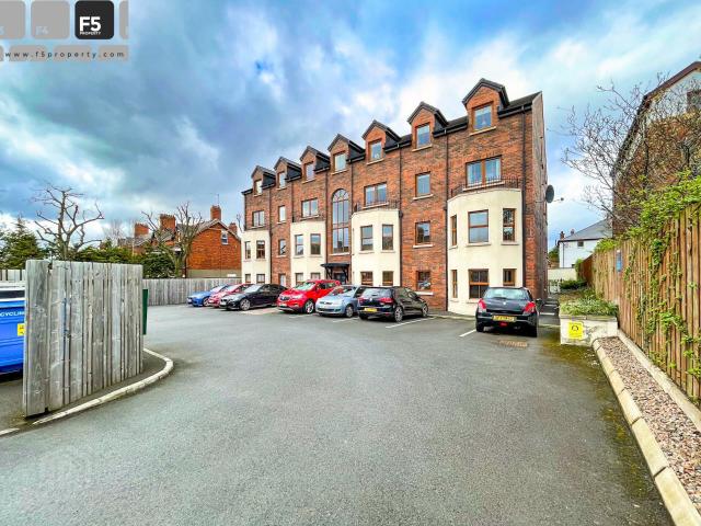 apartment for rent in Apt 4, 120 Upper Newtownards Road, Belfast, BT4 3EQ