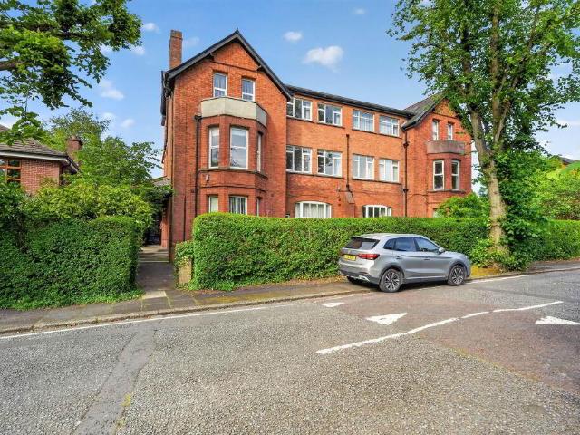 apartment for rent in Apt 4, 50 Myrtlefield Park, Belfast, BT9 6NF