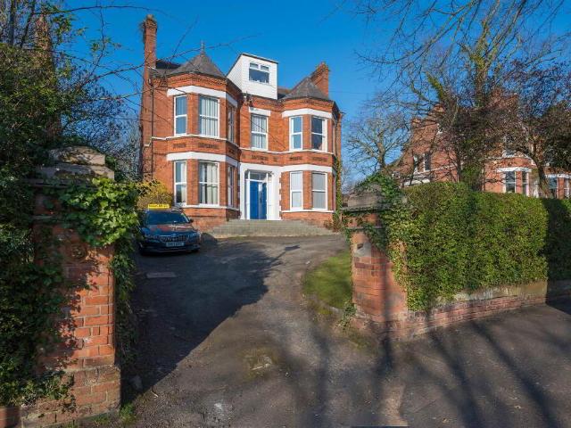 apartment for rent in Apt 4, 8 Adelaide Park, Belfast, BT9 6FX