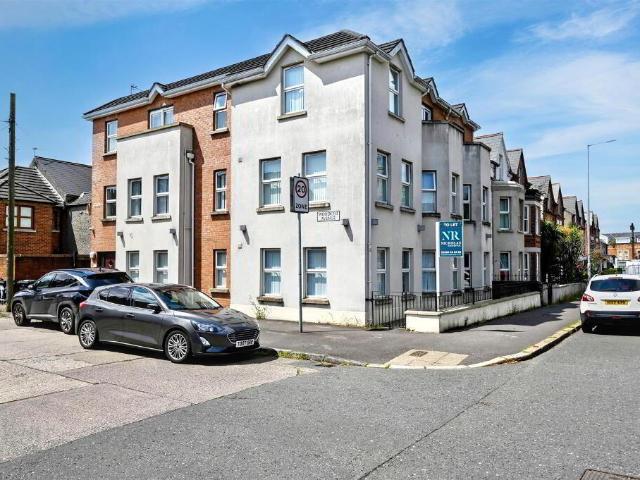 apartment for rent in Apt 5, 1 Woodcot Avenue, Belfast, BT5 5HQ