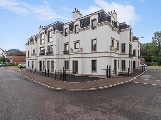 apartment for rent in Apt 6 Castlehill Wood, Belfast, BT4 3PJ
