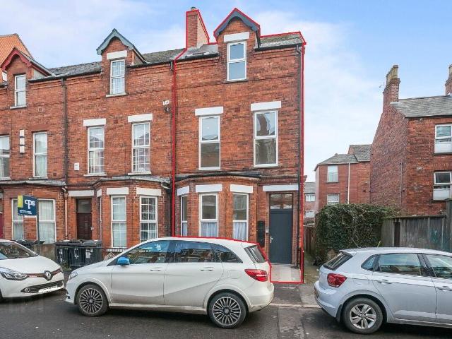 apartment for rent in Apartment 3 6 Eglantine Gardens, Belfast, BT9 6EZ