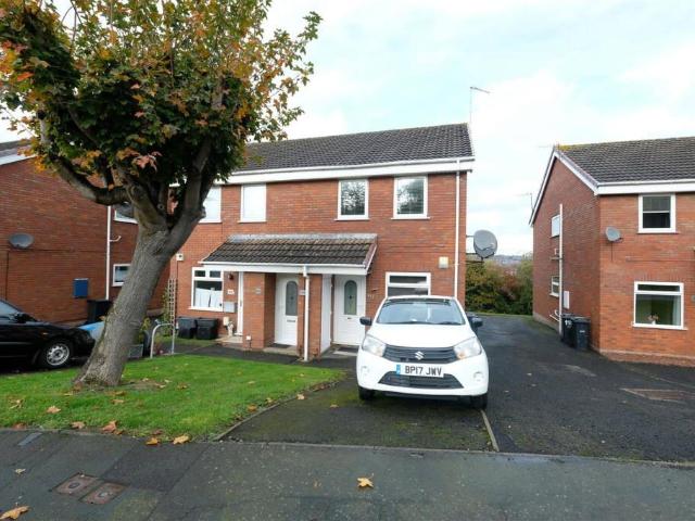 apartment for rent in Apperley Way, B63 2XP
