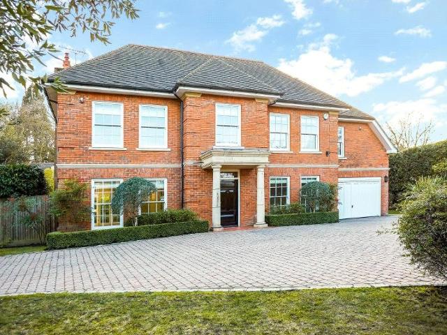 apartment for rent in Ascot Berkshire SL5 7DP Queens Hill Rise