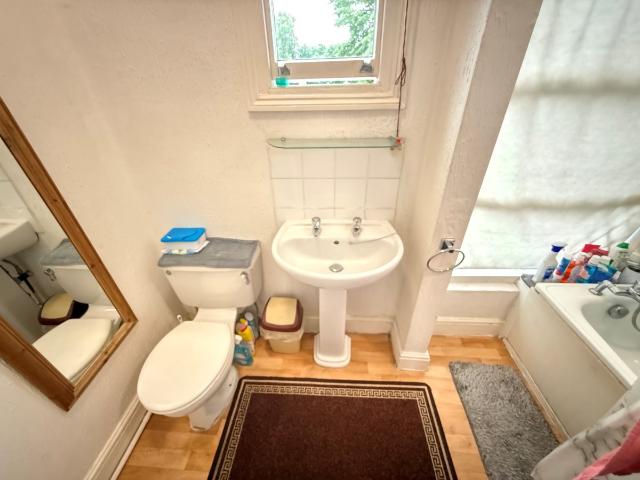 Apartment for rent in Ashleigh Court, N14 4EL