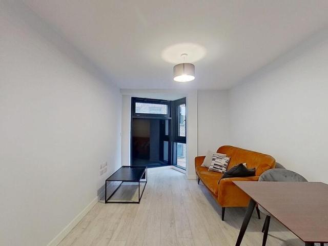 1 bedroom flat to rent on Atkinson Street, Leeds