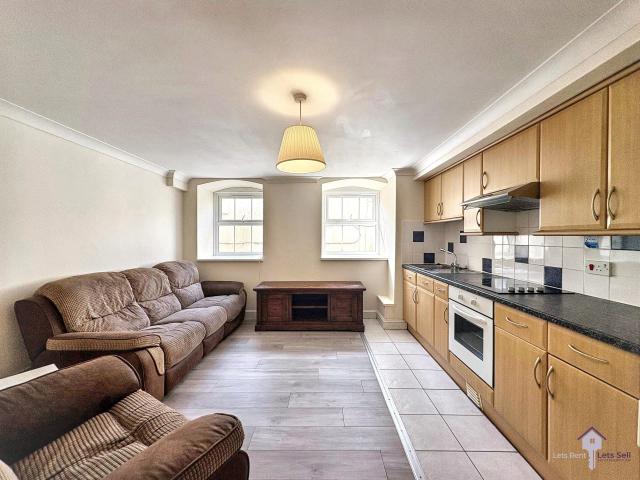 apartment for rent in ATLANTIC MANSIONS, 151 ALBERT ROAD SOUTH, SO14