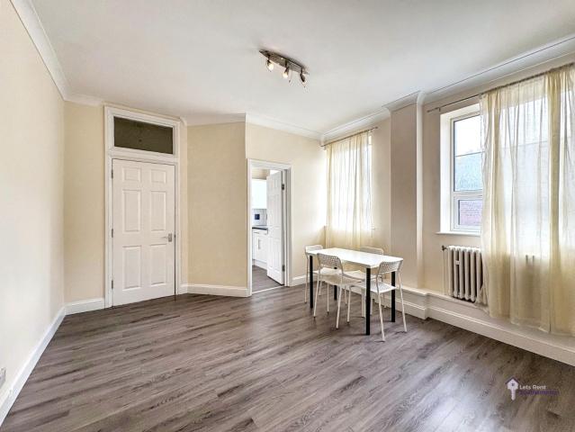 apartment for rent in Atlantic Mansions, SO14