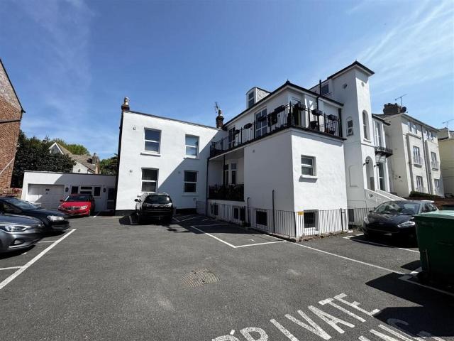 apartment for rent in Auckland Road East, PO5 2HA