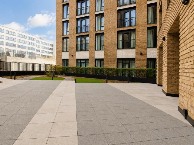 apartment for rent in Avebury Boulevard, Milton Keynes, MK9