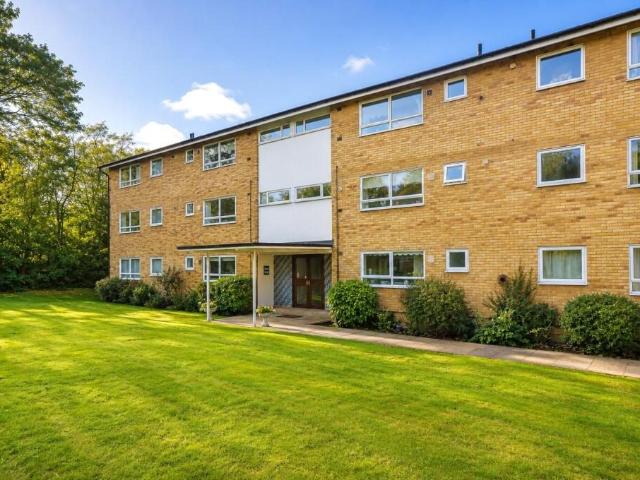 apartment for rent in Boxgrove Road, GU1 2NG
